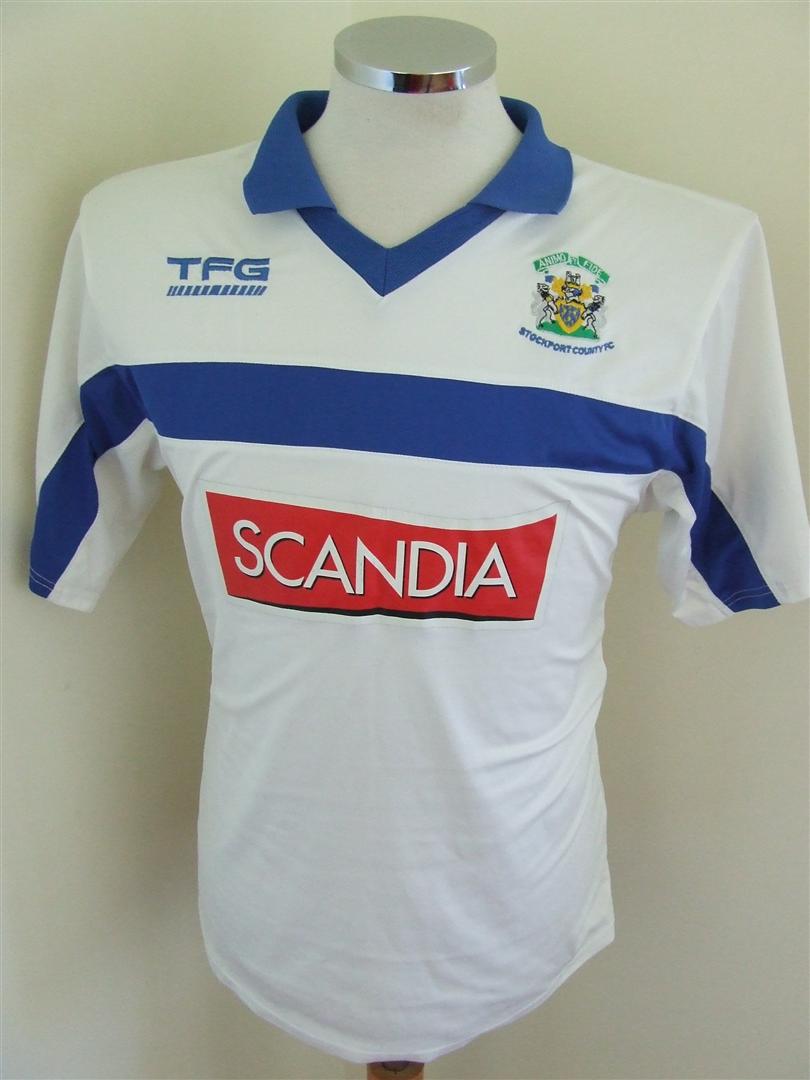 Stockport County Third football shirt 2006 - 2007