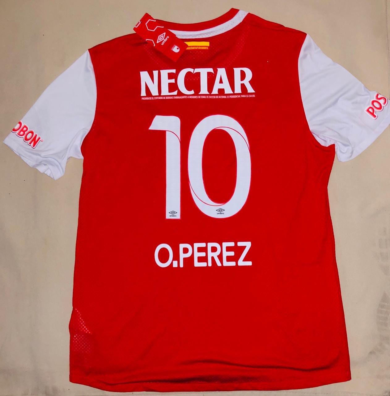 Independiente Santa Fe Home Camiseta de Fútbol 2016. Sponsored by Huawei