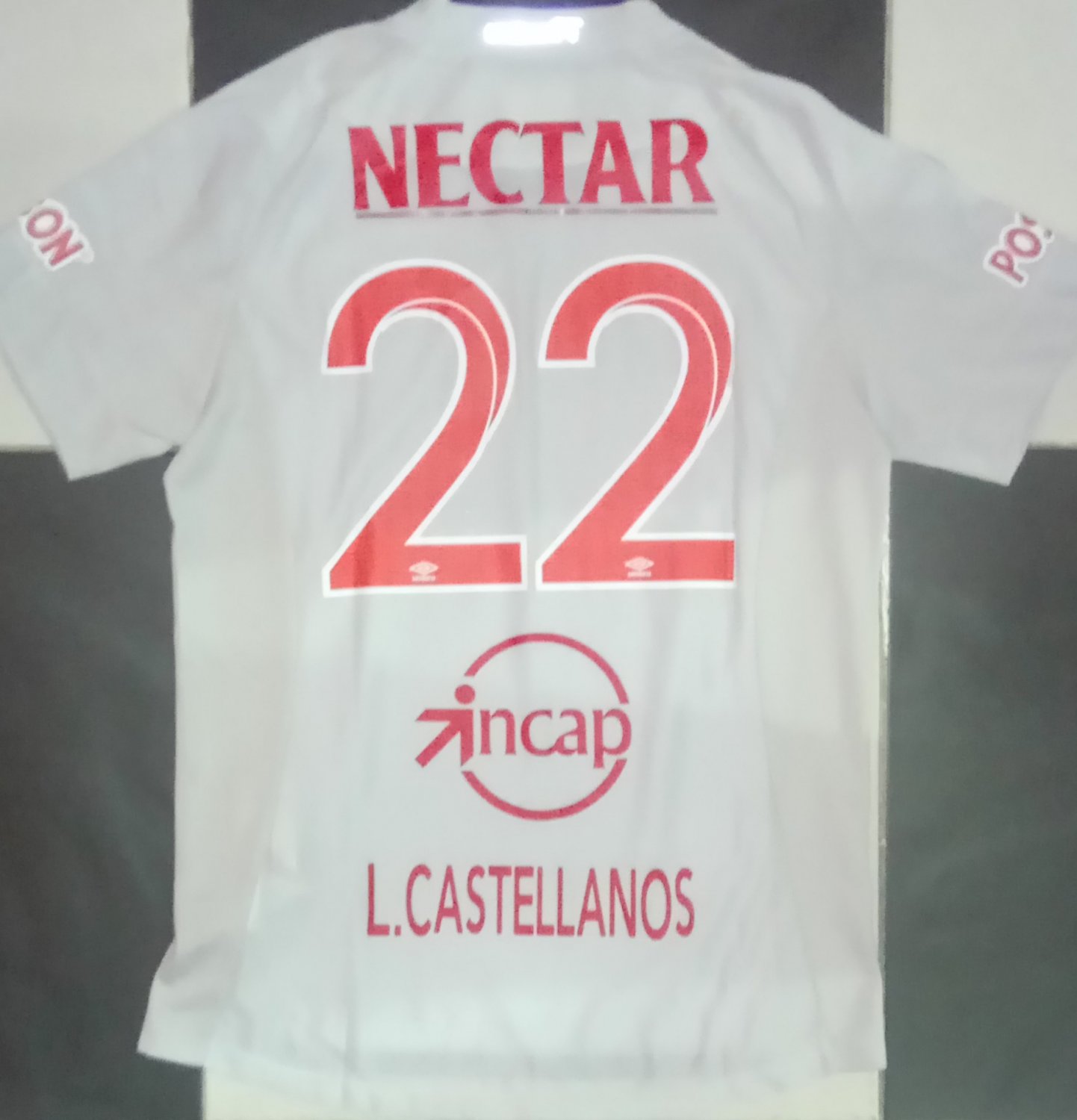 Independiente Santa Fe Goleiro camisa de futebol 2017. Sponsored by Huawei